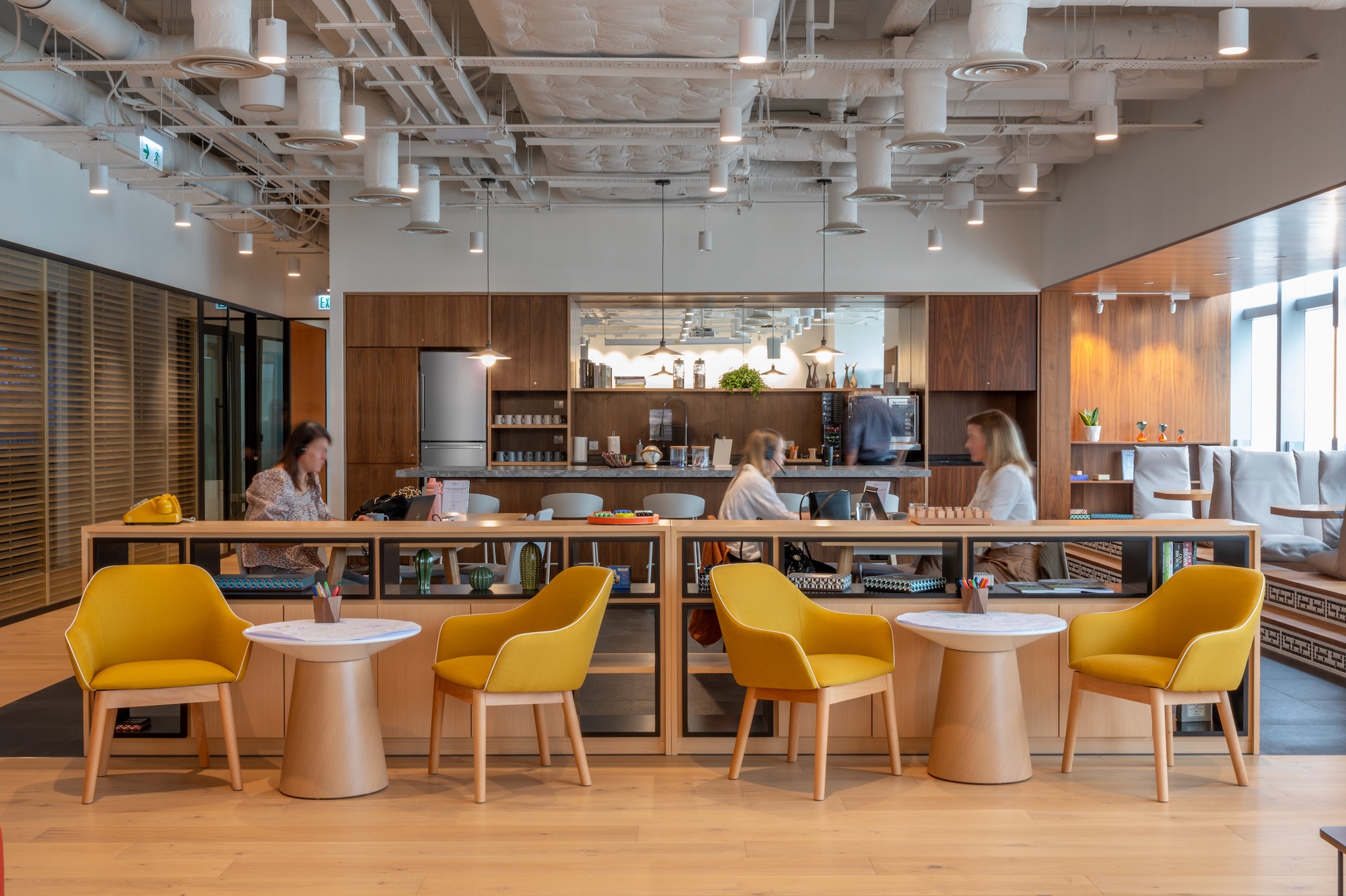 1st Enterprise-sized Flexible Workplace Project - Interspace